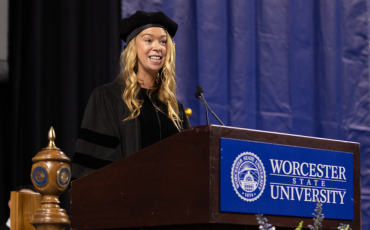 Top Commencement Speakers for University & College Graduations